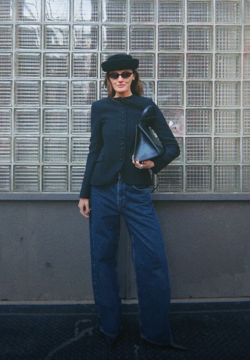 Купить Кожаные балетки Llasada c завязкой-бантом, цвет бежевый за 19 400 ₽ онлайн | HEREU | NUSELF